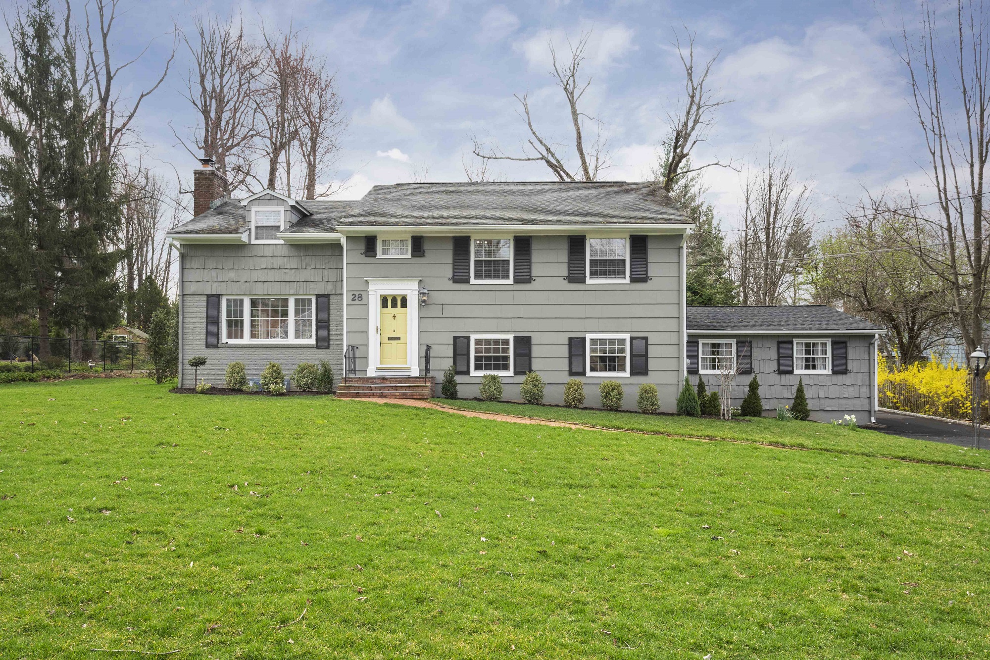 28 Spring Ridge Dr, Berkeley Heights, NJ 07922 - Sue Adler, Realtor